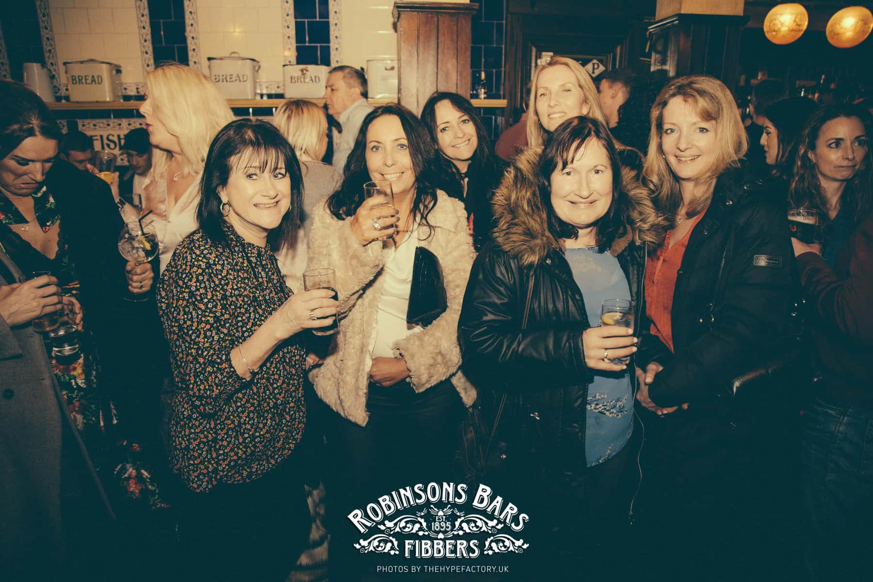 How to Date Girls in Belfast - Where to Find Love and Relationship