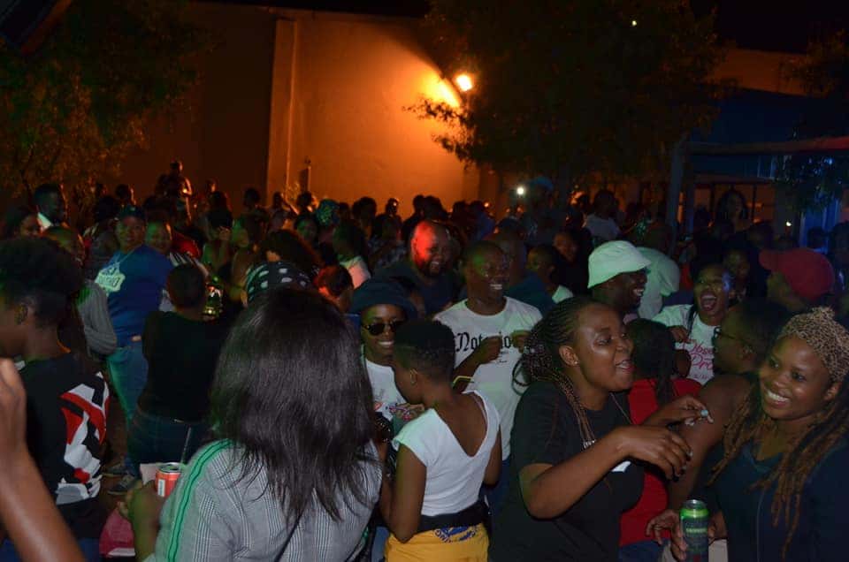 How to Date Girls in Lesotho - Where to Find Love and Relationship