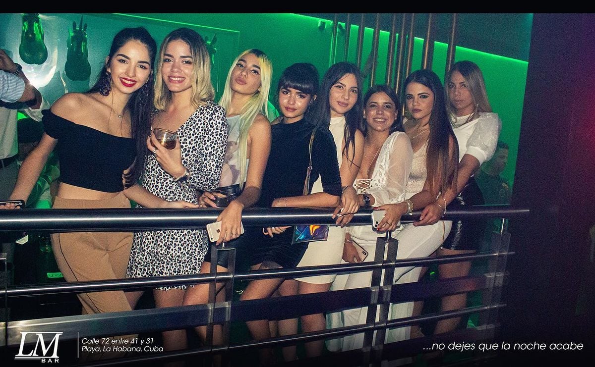 How to Date Girls in Havana - Where to Find Love and Relationship