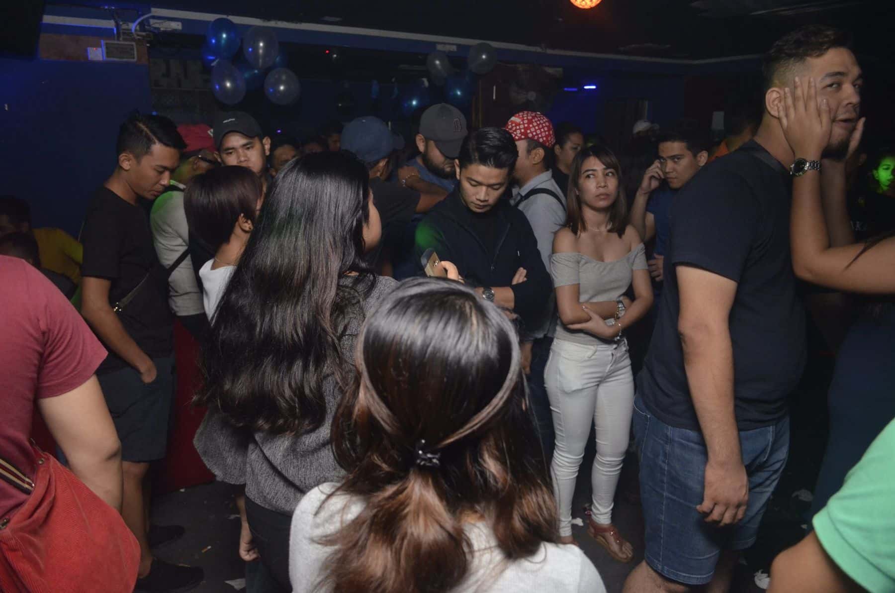 How to Date Girls in Malacca - Where to Find Love and Relationship