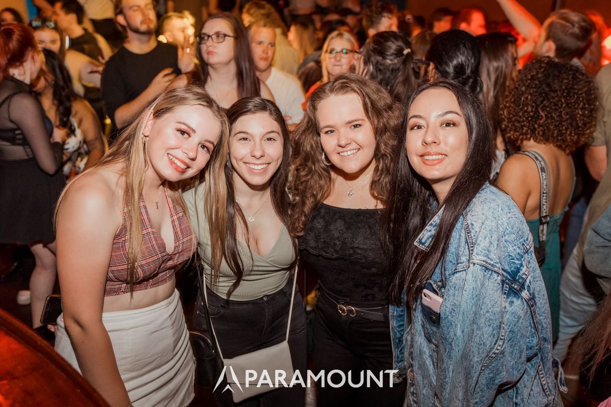 How to Date Girls in Perth - Where to Find Love and Relationship